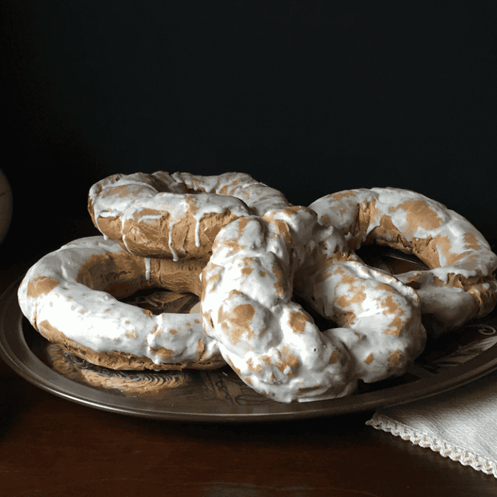 Easter Taralli Cookies: An Italian Tradition - She Loves Biscotti