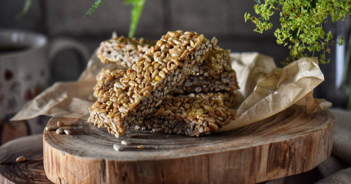 Homemade Italian Sesame Candy Recipe - She Loves Biscotti