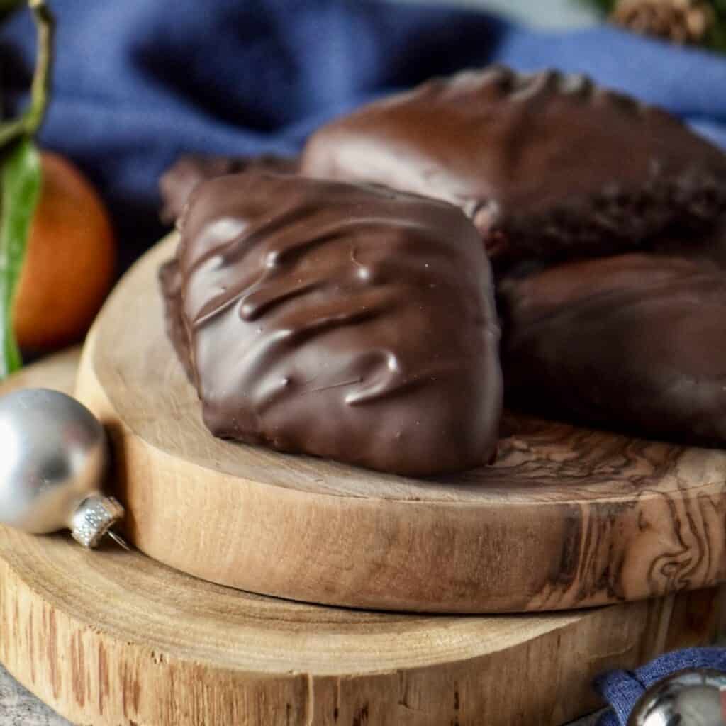 10+ Italian Christmas Cookies You’ll Want to Bake Every Year - She ...